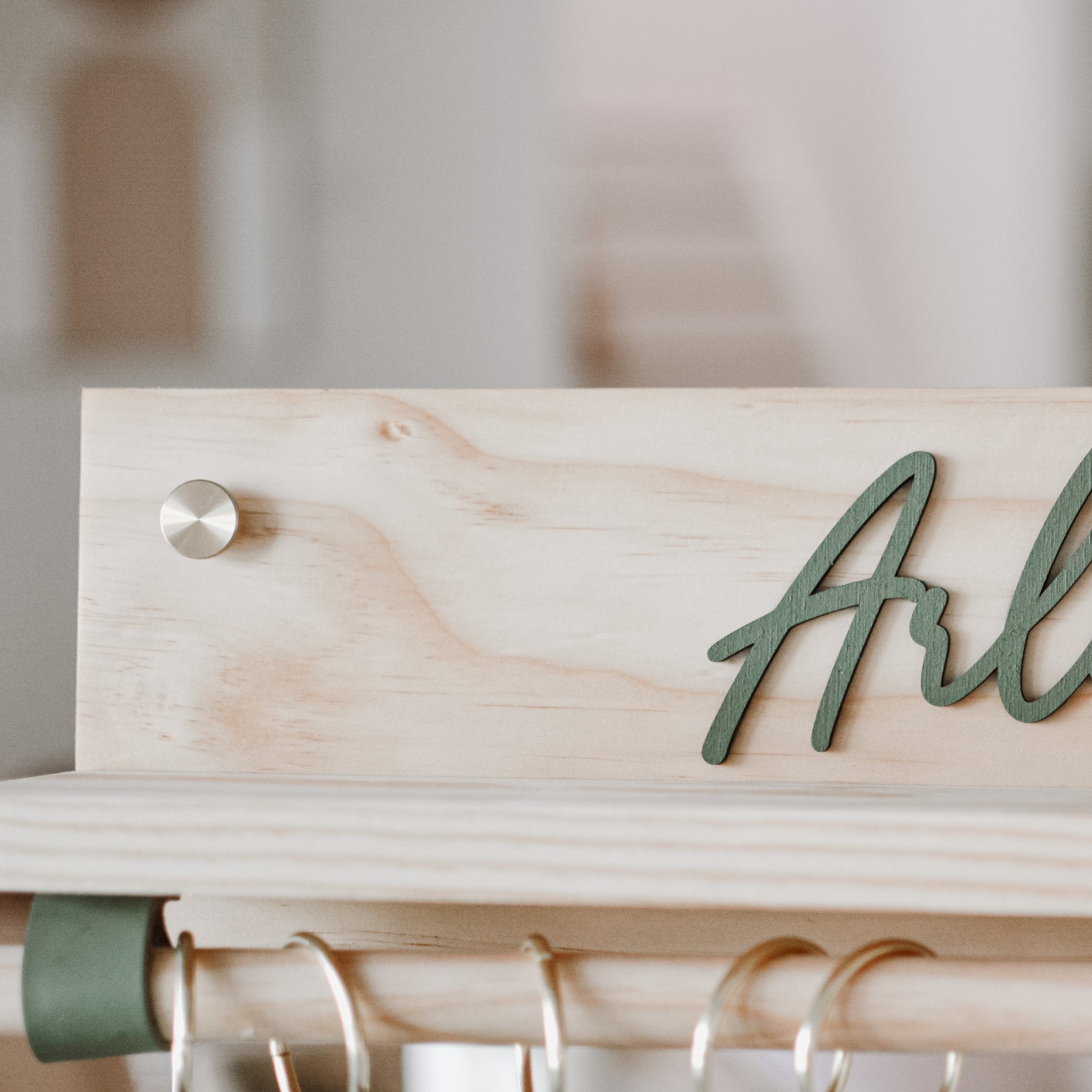 Desktop Accessory Hanger – Timber n Tails